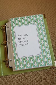 A Homemade Christmas Gift: Family Favourites Recipe Book